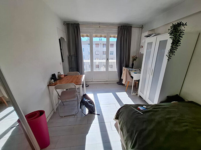 Cachan, Ouest Sud : Appartement 1 pièce à vendre