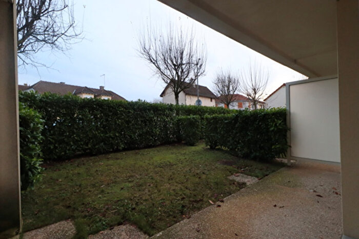 Appartement à louer - Saint-Pouange - 1 pièce