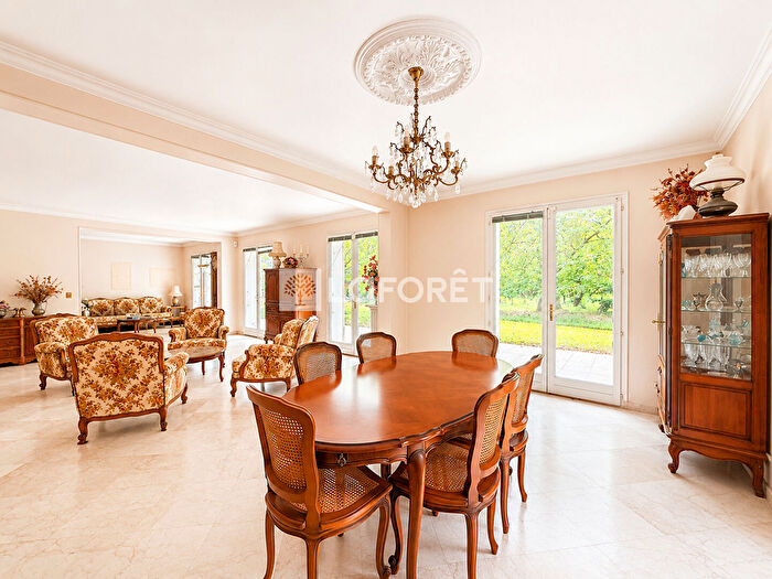 Maison 6 pièces à vendre à Lamorlaye
