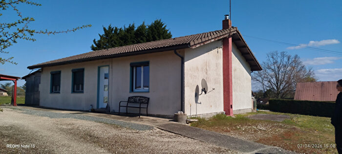 Maison à vendre - Montpont-en-Bresse - 4 pièces - 3 chambres