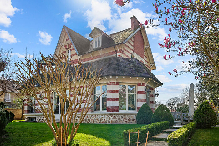 Maison 9 pièces à Le Vésinet, Princesse, à vendre