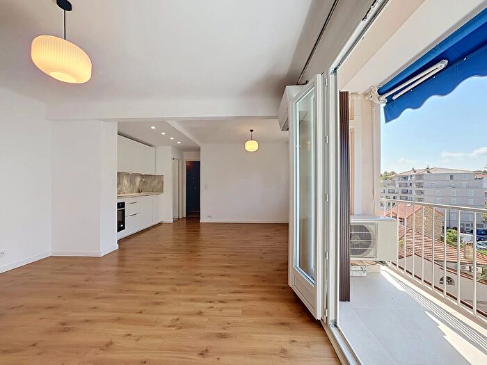 Appartement 3 pièces à Cannes, Petit Juas, à vendre
