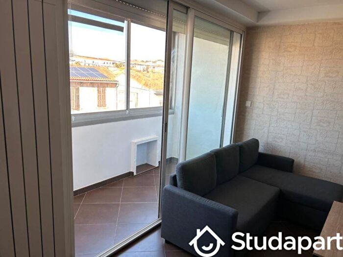 Appartement à louer - Saint Jérôme, Marseille ème arrondissement - 1 pièce - 2 chambres