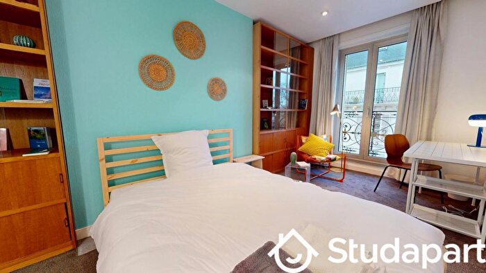 Appartement à louer - Pernety, Paris ème arrondissement - 1 pièce - 2 chambres