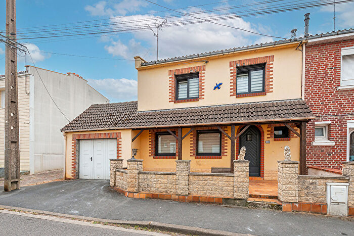 Maison 5 pièces à Cambrai, Esnes, Guise, à vendre