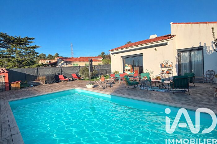 Maison à vendre - Velaux - 5 pièces - 4 chambres