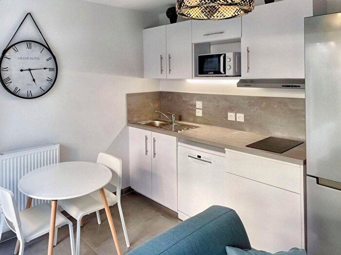 Appartement à louer - Annemasse - 2 pièces - 1 chambre