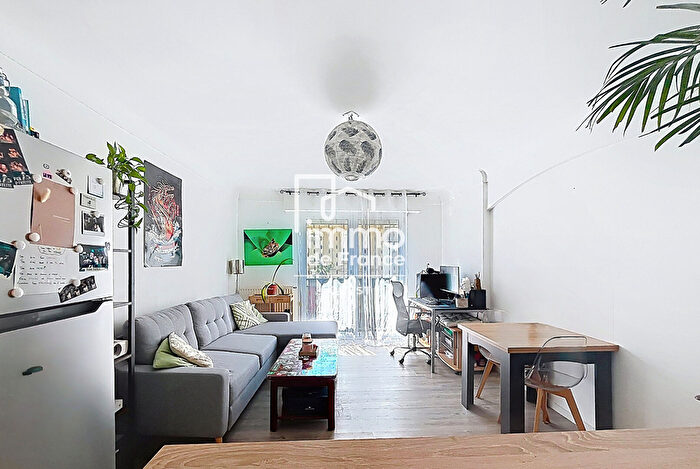 La Roche-sur-Yon, Pyramides, Jean-Yole : Appartement 2 pièces à vendre