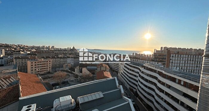 Appartement à vendre - Marseille e , Grands Carmes - 3 pièces - 2 chambres