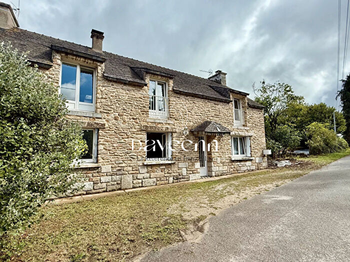 Maison à vendre - Locqueltas - 8 pièces - 7 chambres