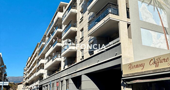 Appartement à vendre - Cagnes-sur-Mer, Centre-ville - 2 pièces - 1 chambre