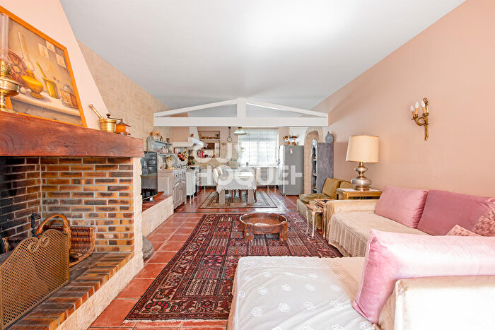 Maison à vendre - Carmaux - 9 pièces - 6 chambres