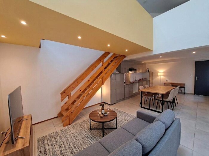 Maison 4 pièces à louer à Crézilles