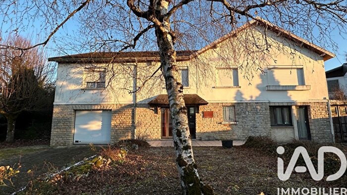 Maison à vendre - Châtillon-sur-Seine - 9 pièces - 3 chambres