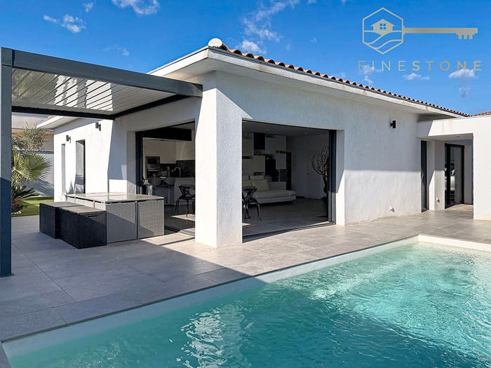 Maison 5 pièces à Saint-Cyr-sur-Mer, Gare, La Miolane, Bel-Air, à vendre