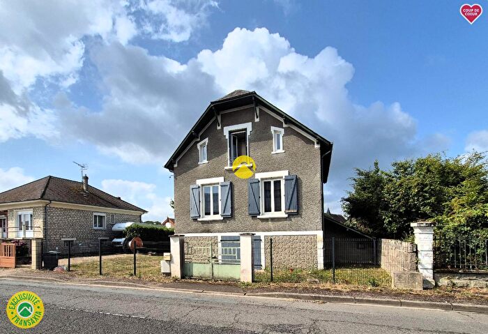 Maison à vendre - Chezal-Benoît - 6 pièces - 4 chambres