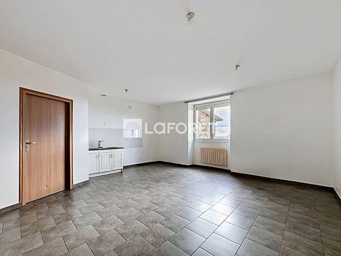 Appartement 3 pièces à louer à Saint-Amour