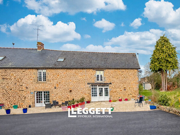 Maison à vendre - Carnet - 8 pièces - 6 chambres