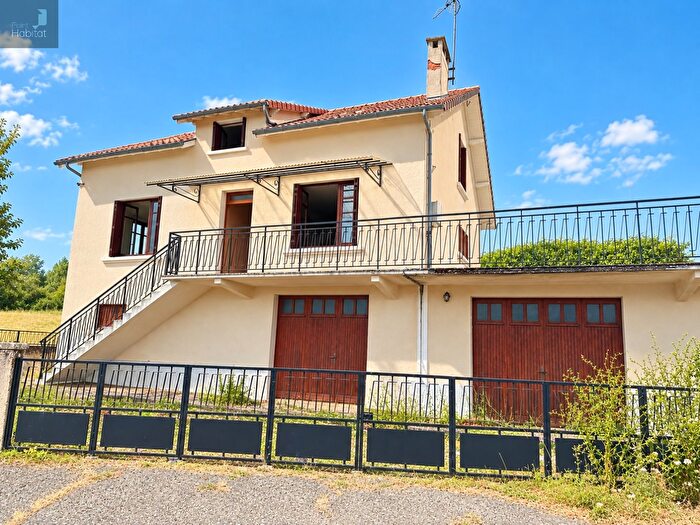 Saint-Santin : Maison 10 pièces à vendre