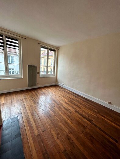 Saint Louis, Saint-Germain-en-Laye : Appartement 2 pièces à louer