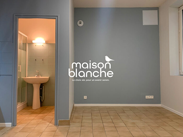 Appartement à vendre - La Rochelle, Centre-ville, Vieux-port, Marché - 1 pièce