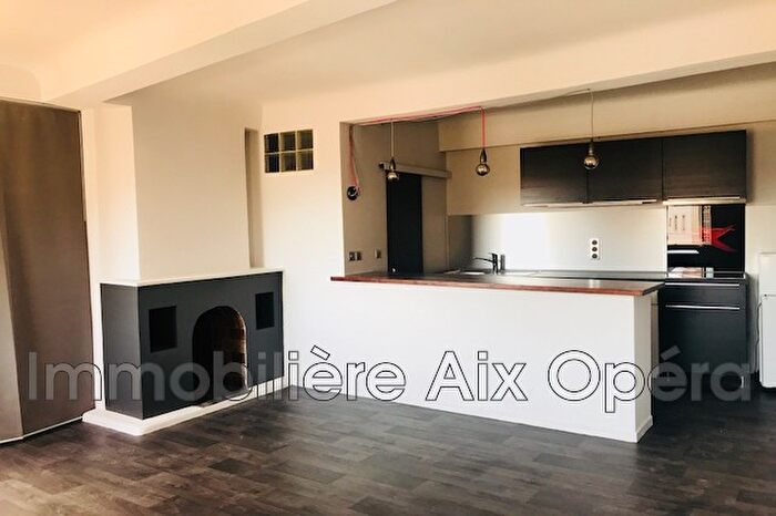 Appartement à louer - Aix-en-Provence, Centre-ville - 2 pièces - 1 chambre