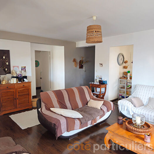 Appartement à vendre - Saint-Paul, Saint-Gilles les Hauts - 4 pièces - 3 chambres