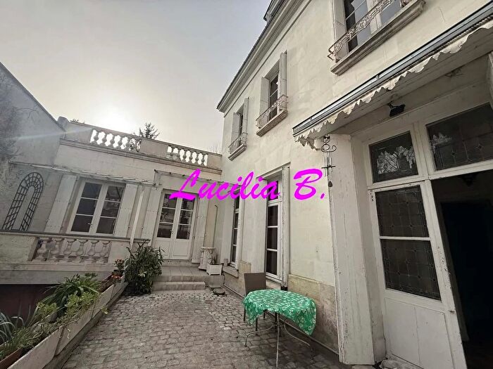 Maison 8 pièces à vendre à Tours