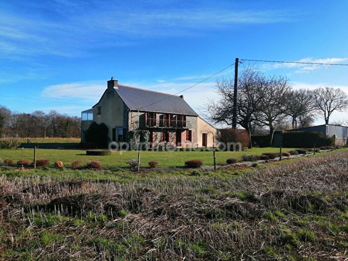 Maison à vendre - Saint-Domineuc - 6 pièces - 3 chambres