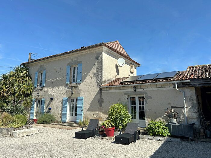 Maison 7 pièces à Cercles, à vendre