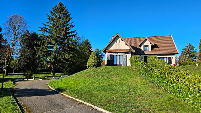 Maison à vendre - Saint-Savin - 6 pièces - 5 chambres