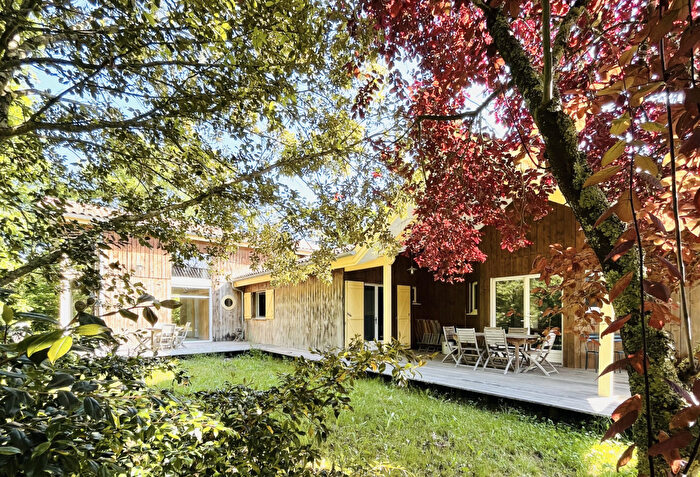 Maison à vendre - Gujan-Mestras, Meyran - 7 pièces - 4 chambres