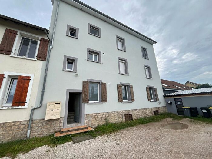Appartement à louer - Moncey - 4 pièces - 2 chambres