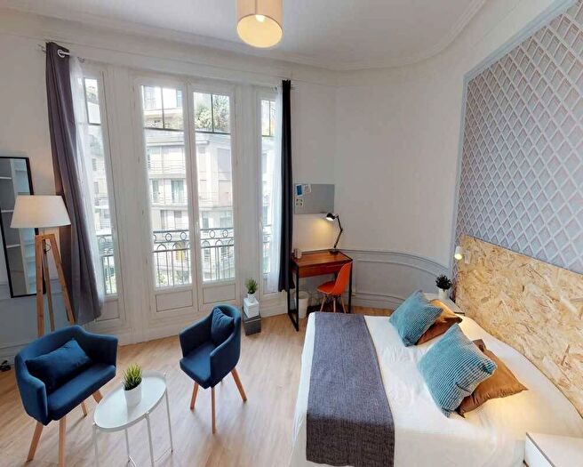 Vaugirard-Parc des Expositions, Paris 15ème arrondissement : Appartement 5 pièces à louer