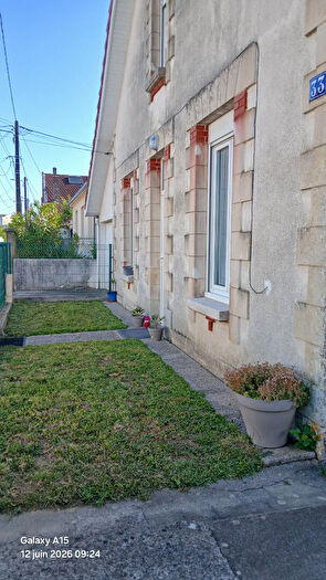 Maison 4 pièces à Saintes, Saint-Sorlin, La Récluse, à louer