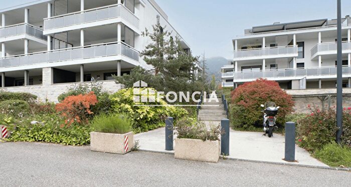 Appartement à vendre - Gex - 3 pièces - 2 chambres