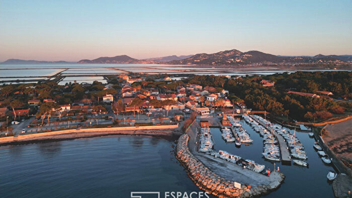 Maison 6 pièces à Hyères, La Capte, à vendre