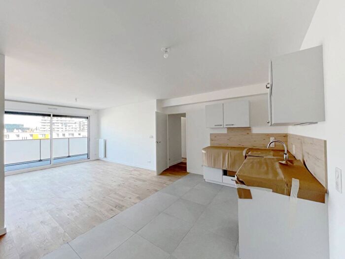 Appartement à louer - Colombiers, Issy-les-Moulineaux - 4 pièces - 3 chambres