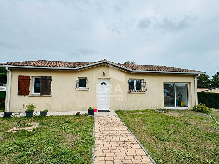 Maison à vendre - Saint-Savin - 4 pièces - 3 chambres