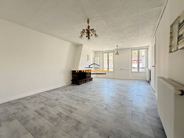 Appartement 4 pièces à Rive-de-Gier, à louer