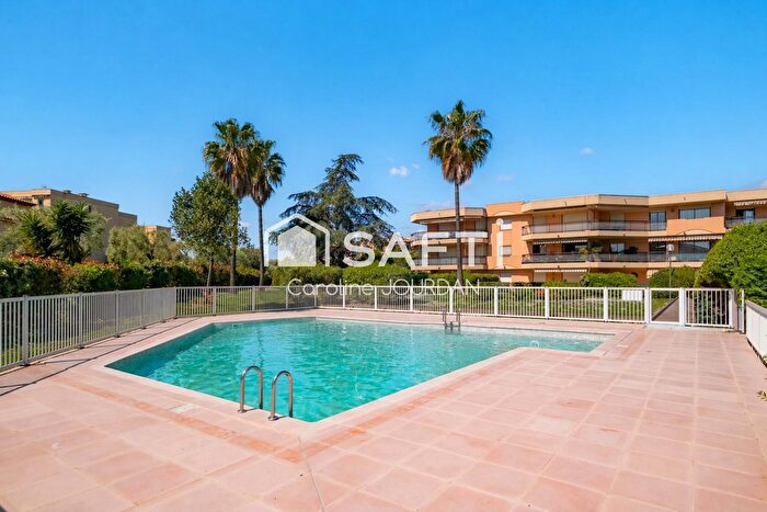 Appartement 3 pièces à vendre à Antibes, Rastines, Super Antibes, Laval, La Fontonne