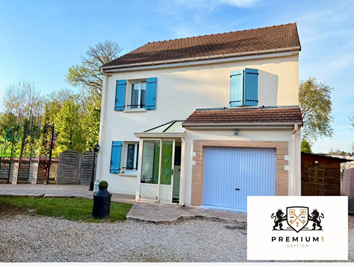 Maison à vendre - Le Thillay - 5 pièces - 3 chambres