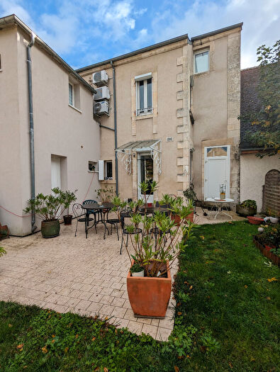 Maison à louer - Bourges, Chancellerie, Gibjoncs, Moulon - 7 pièces - 4 chambres