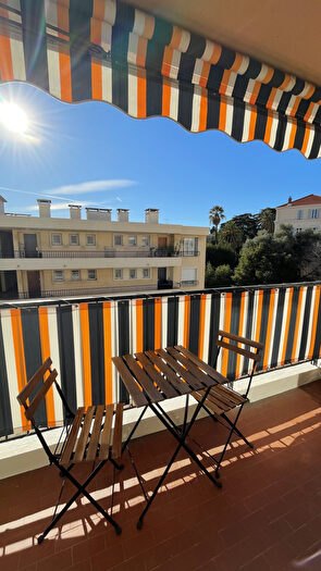 Cannes, Prado, République - Appartement 1 pièce à louer