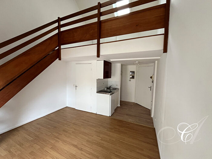 Appartement 1 pièce à vendre à Versailles, Saint-Louis