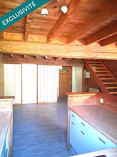 Appartement 4 pièces à vendre à Montbenoît
