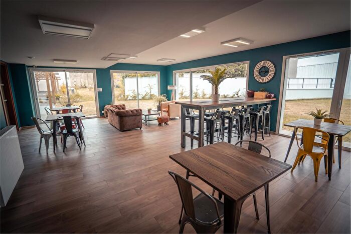 Appartement à vendre - Quartiers Nord-Est, Jeanne dArc - 1 pièce