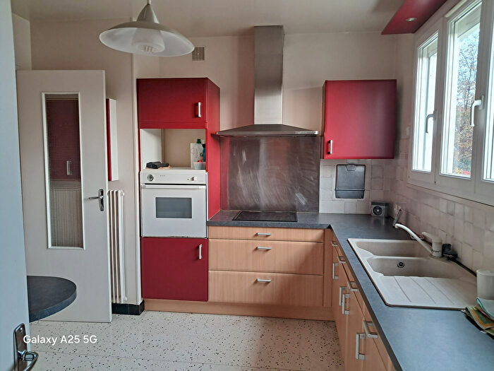 Appartement à vendre - Sens, Les Chaillots - 5 pièces - 3 chambres
