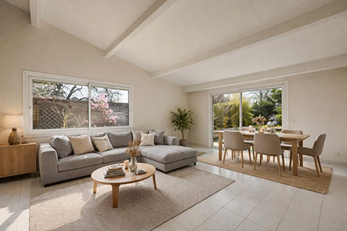 Maison 4 pièces à vendre - Le Mesnil-Saint-Denis