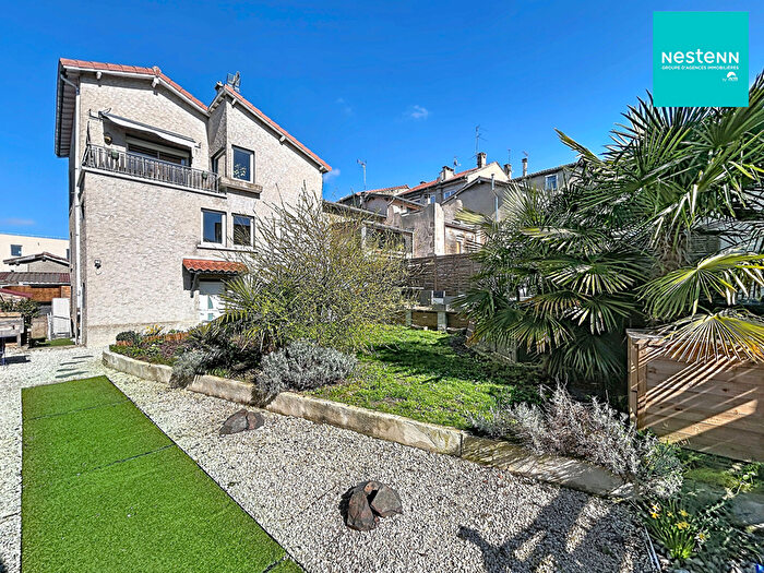 Maison à vendre - Saint-Héand - 7 pièces - 5 chambres